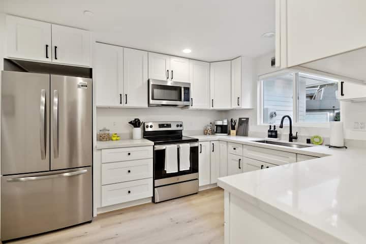 3 Bd, Hot Tub, Sleeps 6, Bbq, Office, Dogs Ok - Gig Harbor, WA