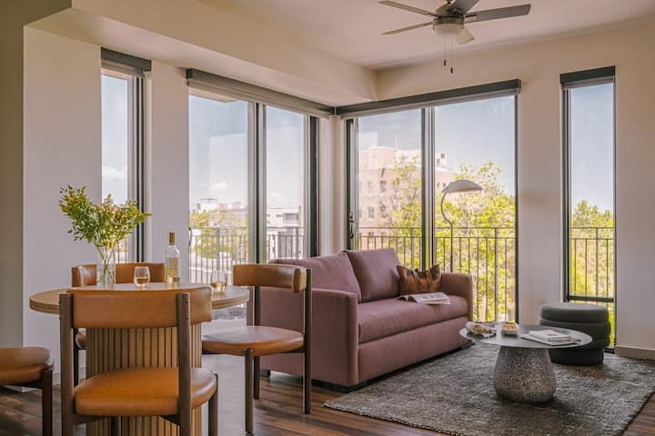 Sonder Bryant | 2br Apartment W/ Balcony - Denver, CO