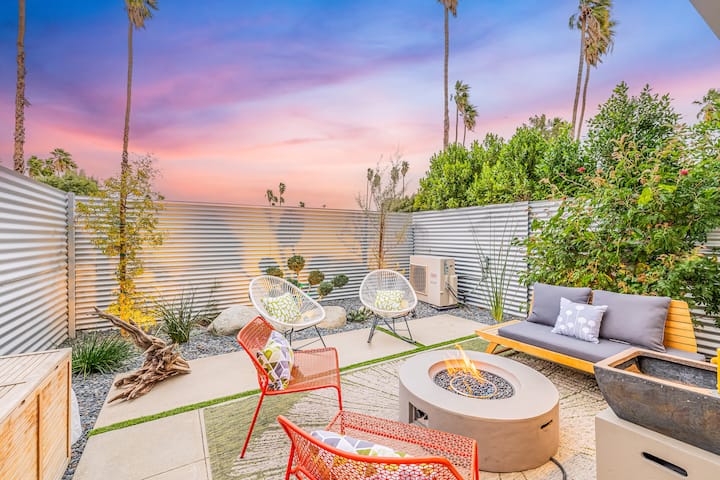 Zanjero | Avantstay | Private Terrace, Shared Pool - Palm Springs, CA