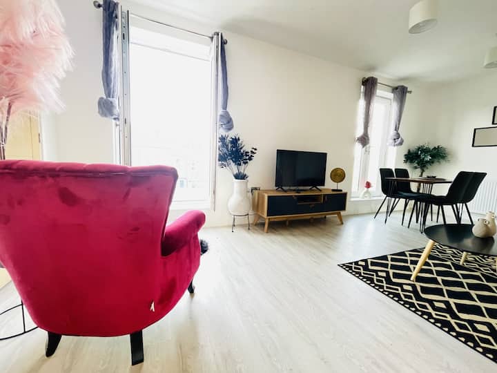 Cambridge : Modern 4-br Home With Gardens & Wi-fi - Cambrige (UK)