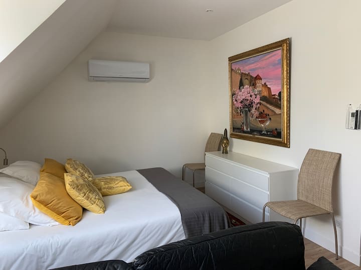 Beaune Centre. Appartement Pour 2 Personnes. - 博訥