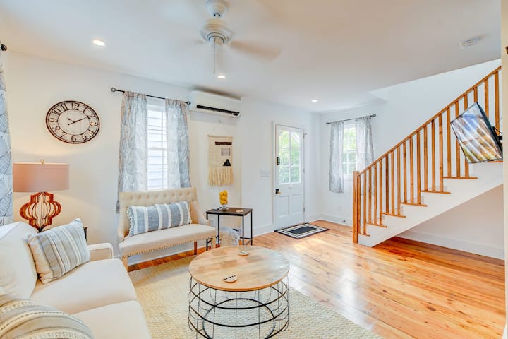 Cottage With Privacy, 150ft To King + Parking - Charleston, SC