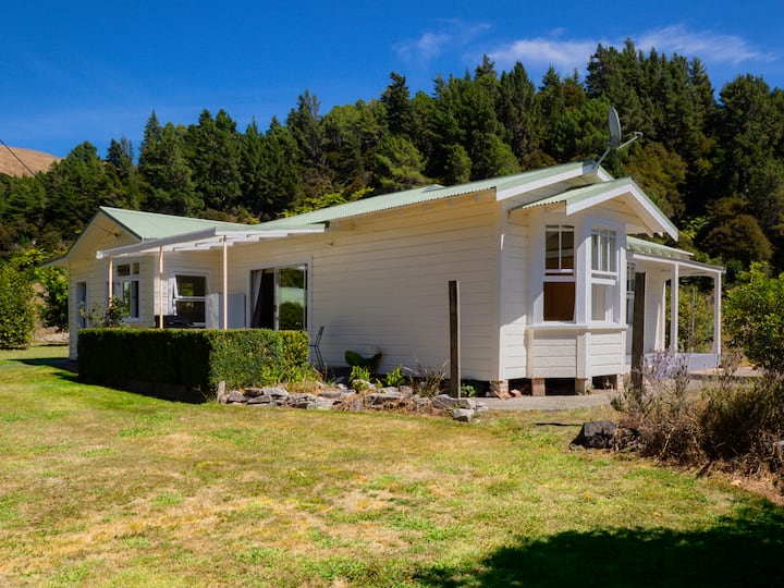 Kauri Cottage - Marahau Holiday Home - Kaiteriteri
