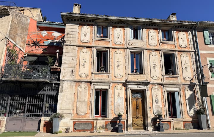 Cassiopée - Charme Et Idéalement Situé - Fontaine-de-Vaucluse
