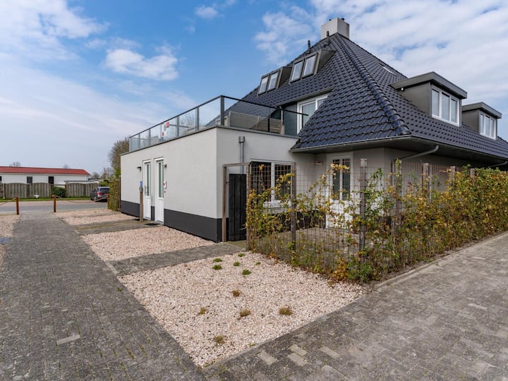 Maison De Vacances Spacieuse Avec Vue Sur Le Port - Sneek