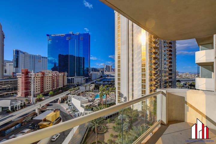 Mgm Signature-07-607 Accessible Strip View Balcony - Las Vegas Harry Reid Airport (LAS)
