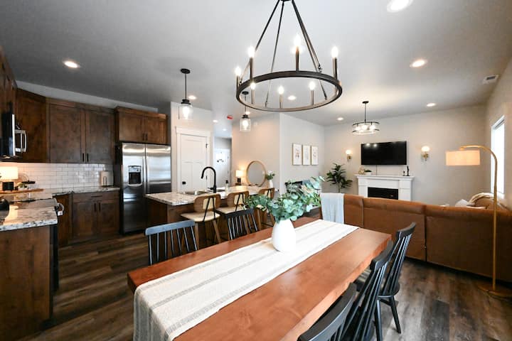 Brand New! 3 Bed, 2 1/2 Bath - Ashton, ID