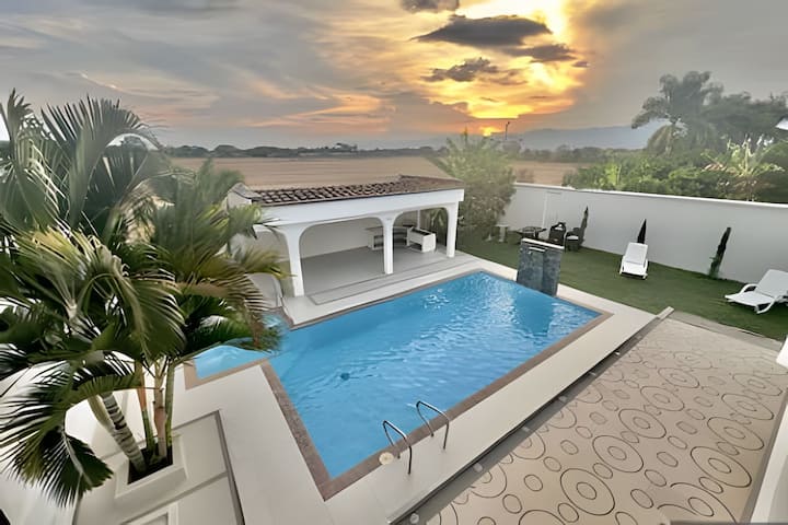 Casa Campestre Villa Catalina - Cartago - Colombia