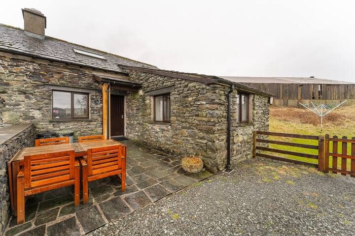 Tarns Cottage @ Thompson Ground, Sleeps 5. - Coniston