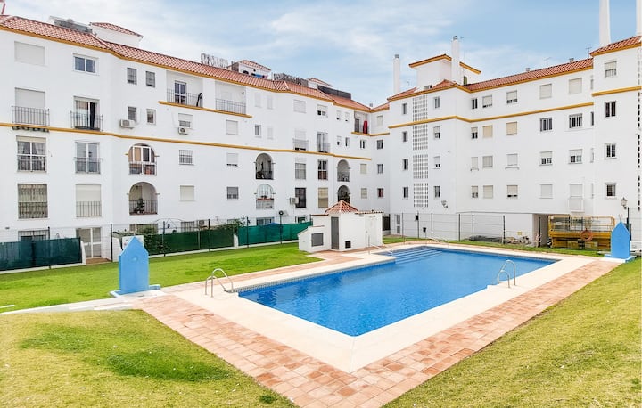 Cozy Apartment In Estepona - Estepona