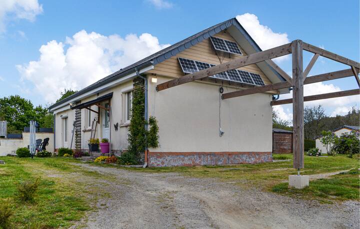 Gorgeous Home In Marcillac-la-croisille - Marcillac-la-Croisille