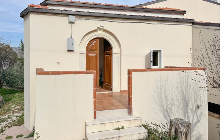 4 Bedroom Pet Friendly Home In Cugnoli - 코르바라