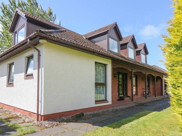 Cooinda Flat - Mallaig