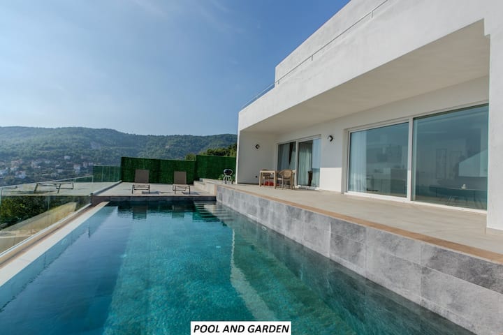 Stunning Sea And Castle Views, Alanya Villa 1024 - Alanya