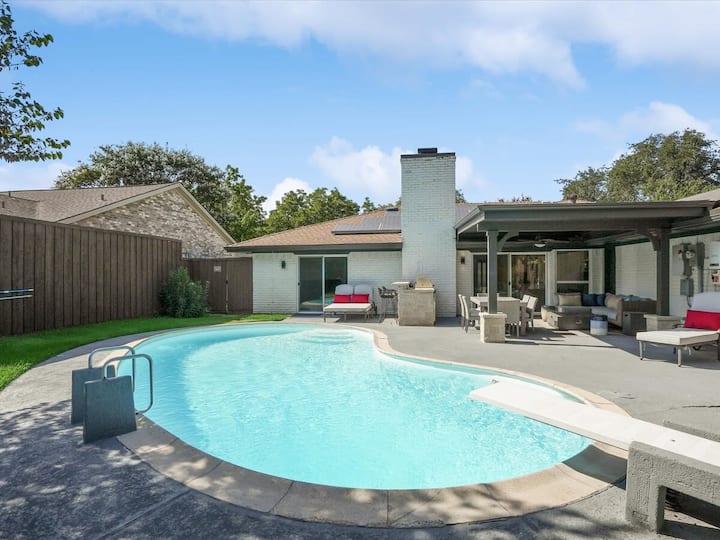 Modern Luxury Home, Pool Oasis & Backyard Retreat - プレイノ, TX