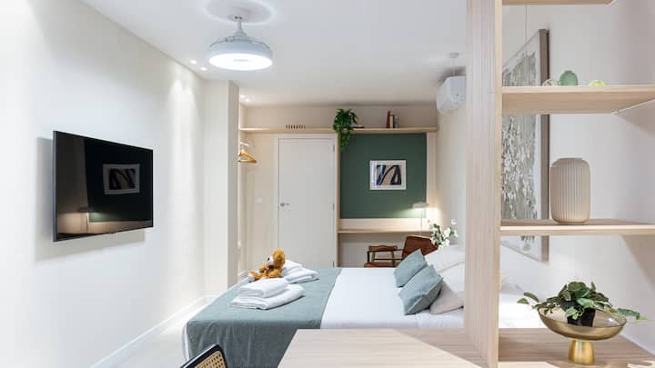 Pintor Nicolau B - Estudio Chic - Valensiya