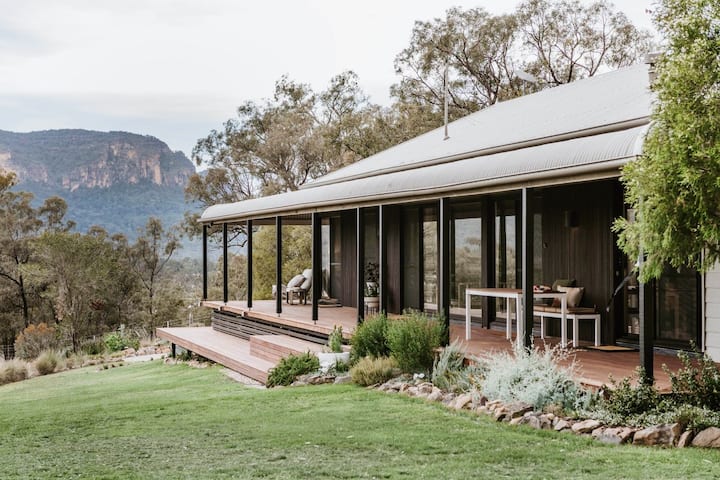 The Alice Escape - Blue Mountains