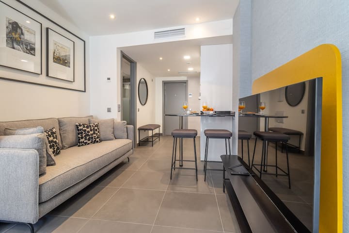 Cozy Studio In Heart Of Madrid's Historic Center - Madrid
