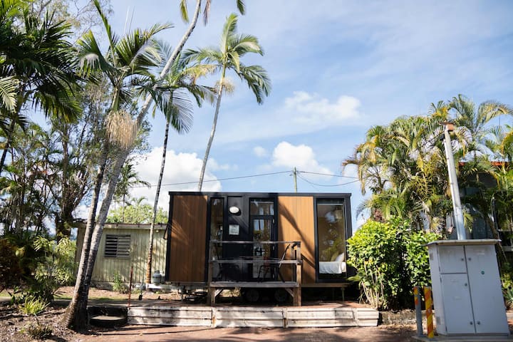 Cardwell By The Sea By Tiny Away - Cardwell