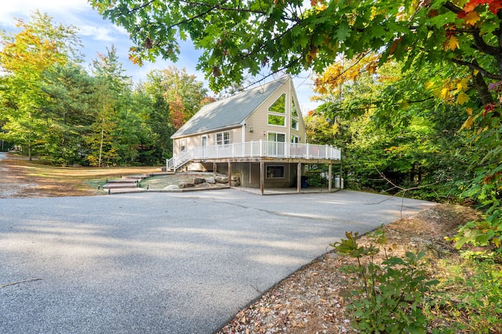 Near Downtown | Fireplace | Game Room | Hiking - Conway, NH