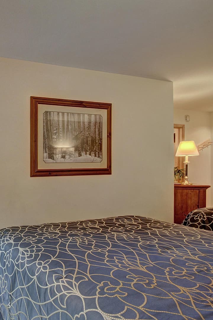 Equipped With In-room Mini-fridge & Microwave - Breckenridge, CO