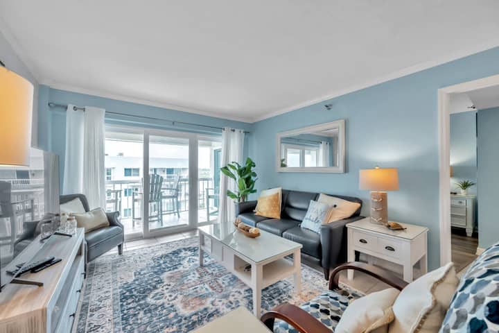 Gulf View Condo In Indian Shores - Indian Shores, FL