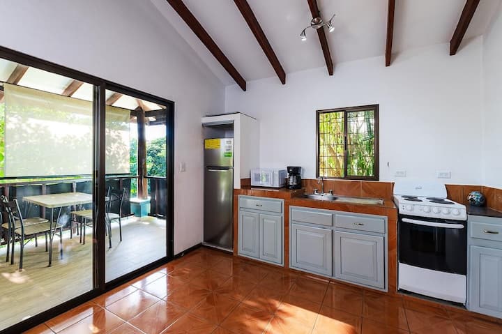 Studio | Free Concierge & Walk To Tamarindo Beach - Tamarindo
