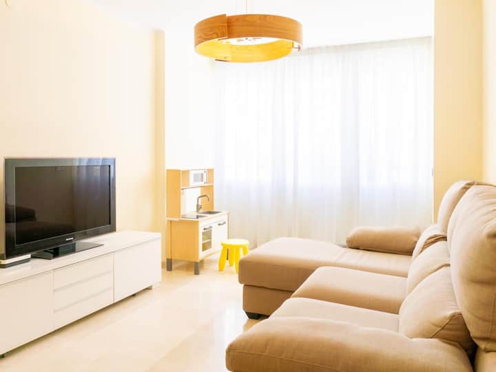 Walking To The Beach Of Palo And Pegregalejo - Provincia de Málaga, España