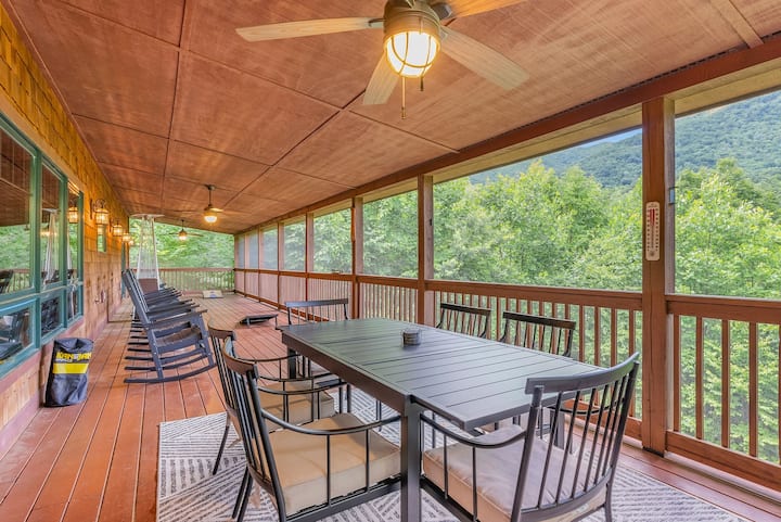 Stunning Mtn Views~ Hottub~movie Theater~game Room - Black Mountain, NC
