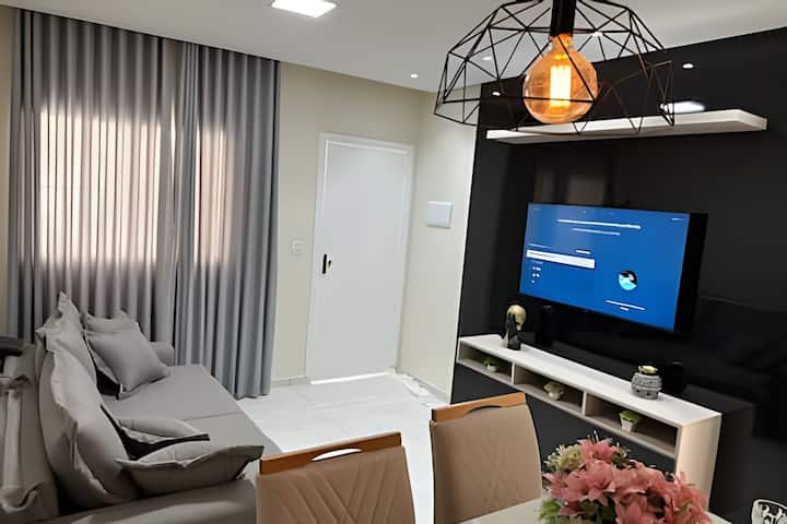 Casa Bela Vista - 2 Quartos, 1 Banheiro S/ Garagem - São Roque