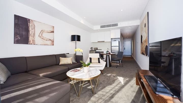 Kozyguru | Chatswood Studio | Walk To Station - Gordon