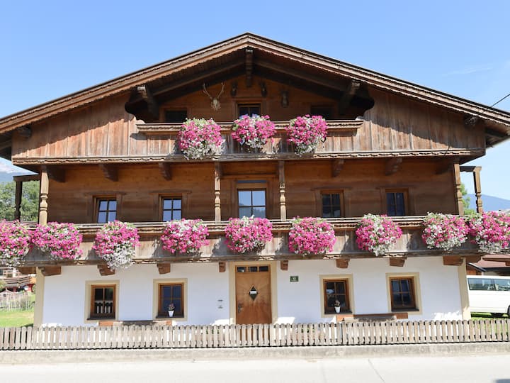 Appartement à La Ferme, 80 M Du Bus De Ski - Reith im Alpbachtal