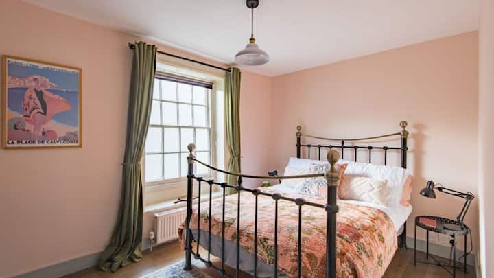 Elizabeth Cottage - ディール