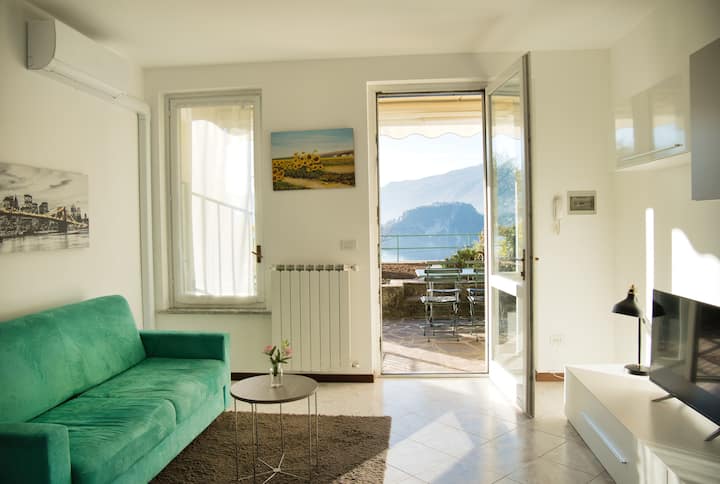 The Terrace On Como Lake - Varenna Pino - Varenna