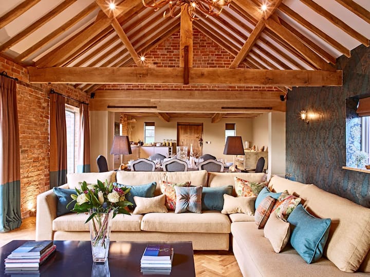The Stables - Eastnor Castle