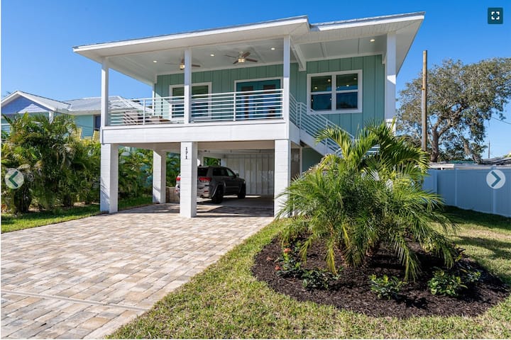 Private Pool-easy Walk To Beach-paradise Found - Fort Myers Beach, FL