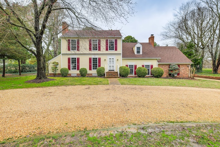 Richmond Vacation Rental ~ 10 Mi To Downtown! - Chesterfield, VA