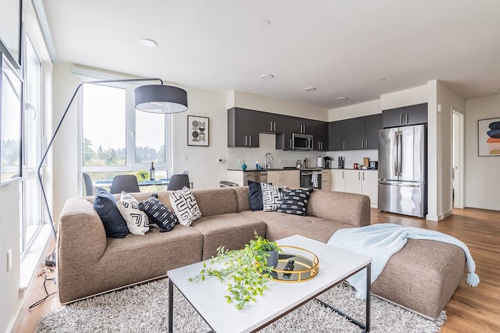 Bellevue Modern 2br W/ Balcony - Prime Location! - Bellevue, WA