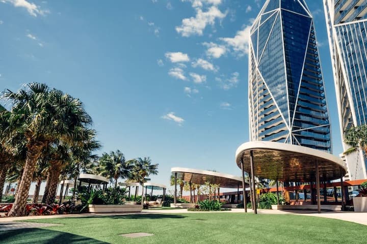 Elegant 2 Bedroom Oceanview Apt At Jewel - Broadbeach