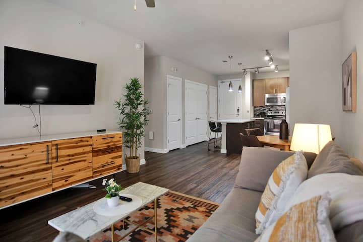 Southtown Standard•free Parking•pool/gym•riverwalk - San Antonio, TX