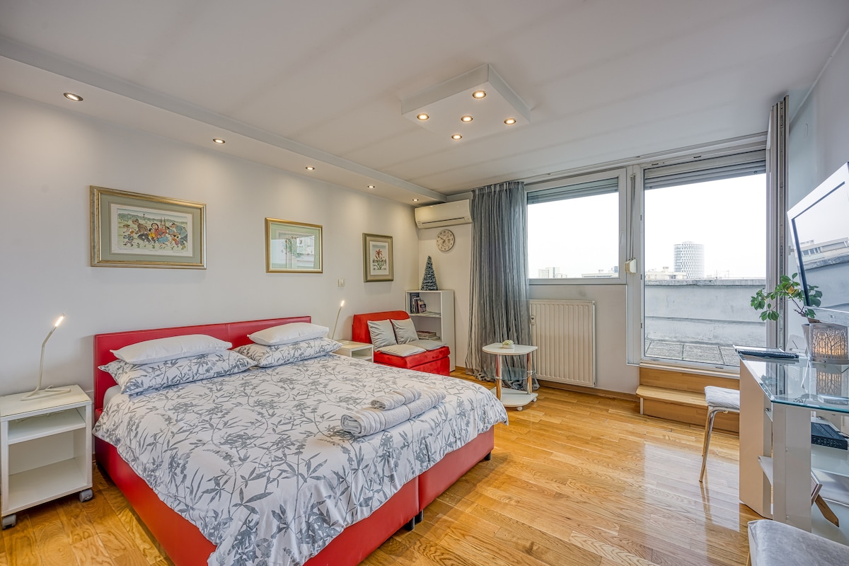 Cozy Penthouse with Panoramic view - Apartments for Rent in Zagreb ...