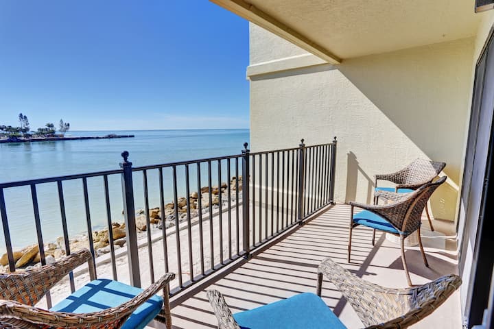Unique And Stunning Views-2br Land's End 5-203 - Treasure Island, FL
