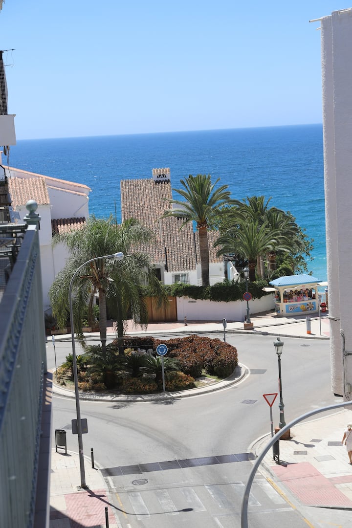 .2c Apartamentos Latin - Nerja