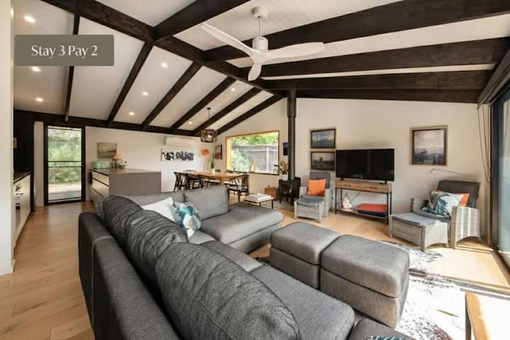 Lady Abigail In Flinders - Flinders