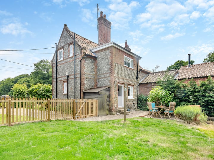 Stone Cottage - Cromer