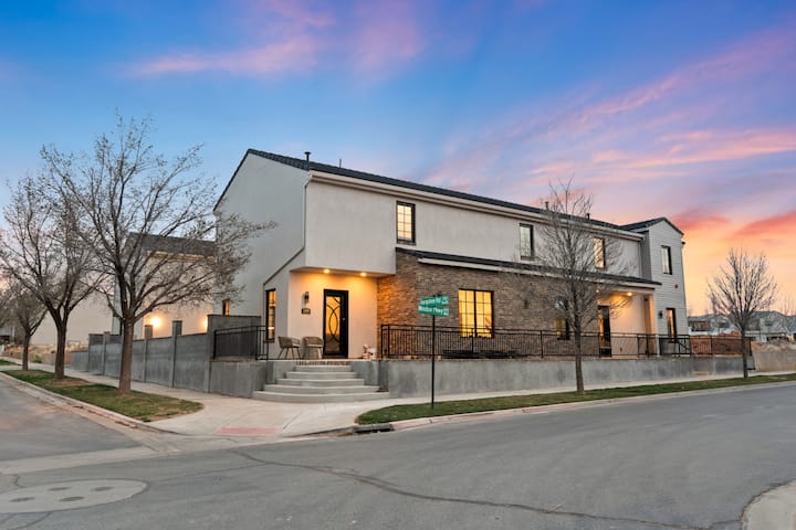 Zion's Peak - Hurricane, UT