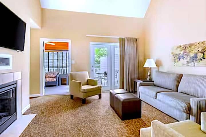 Beautiful 2 Bdrm Unit, Sleeps 6! - Chippokes State Park, Surry