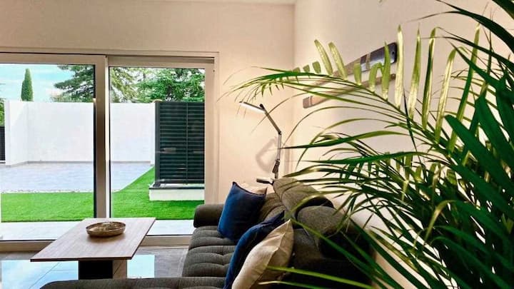 Two Bedroom Apartment With Terrace Tani - Koper