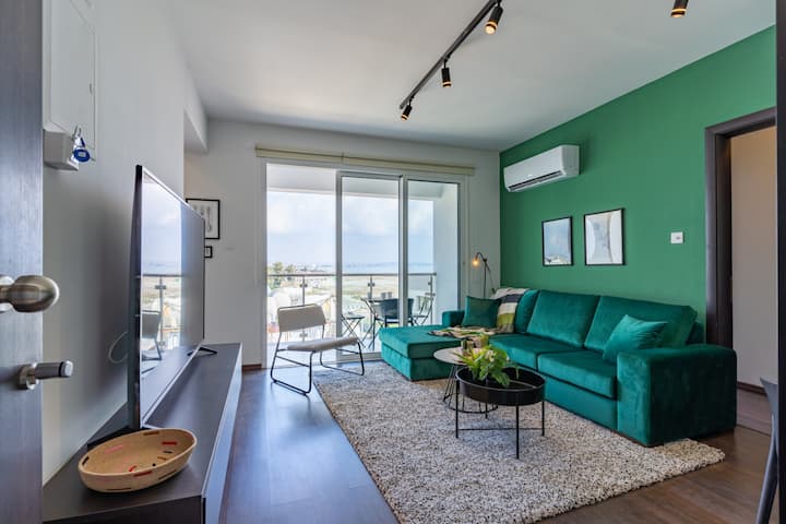 Harbor 401: Stylish 1-bedroom Apartment In Larnaca - Lárnaca