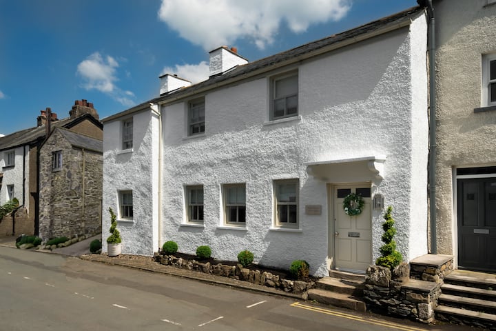 Wharton Cottage In Cartmel, Lake District - Cartmel